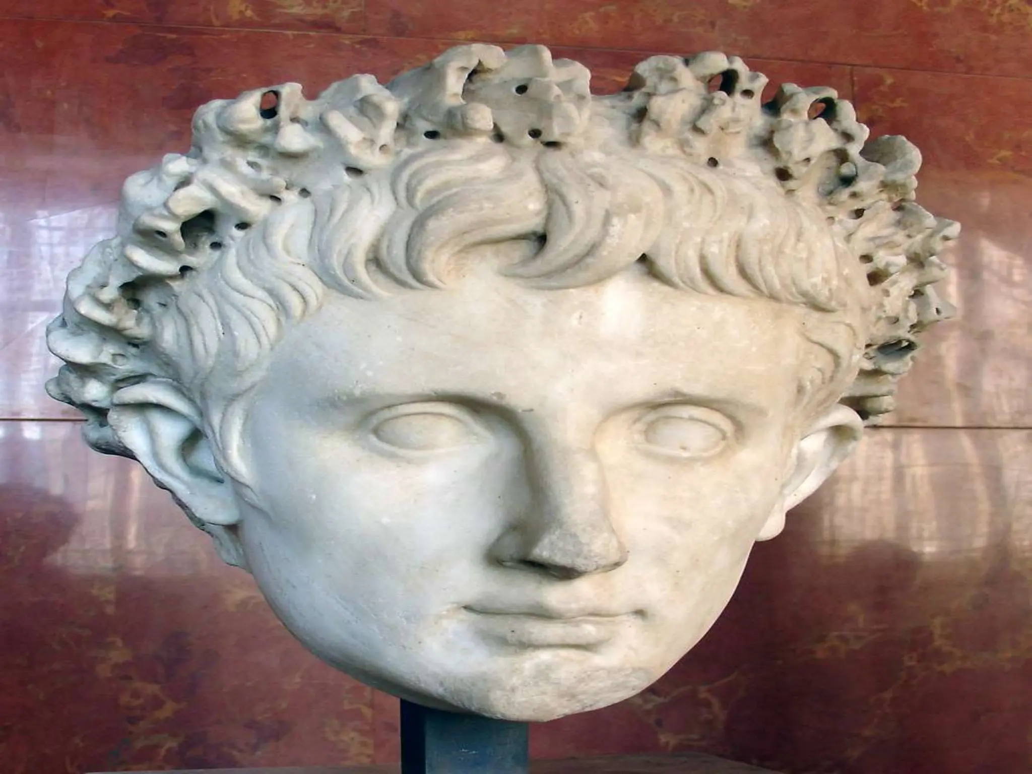 Greek Depictions of Augustus in Life and Death.pptx