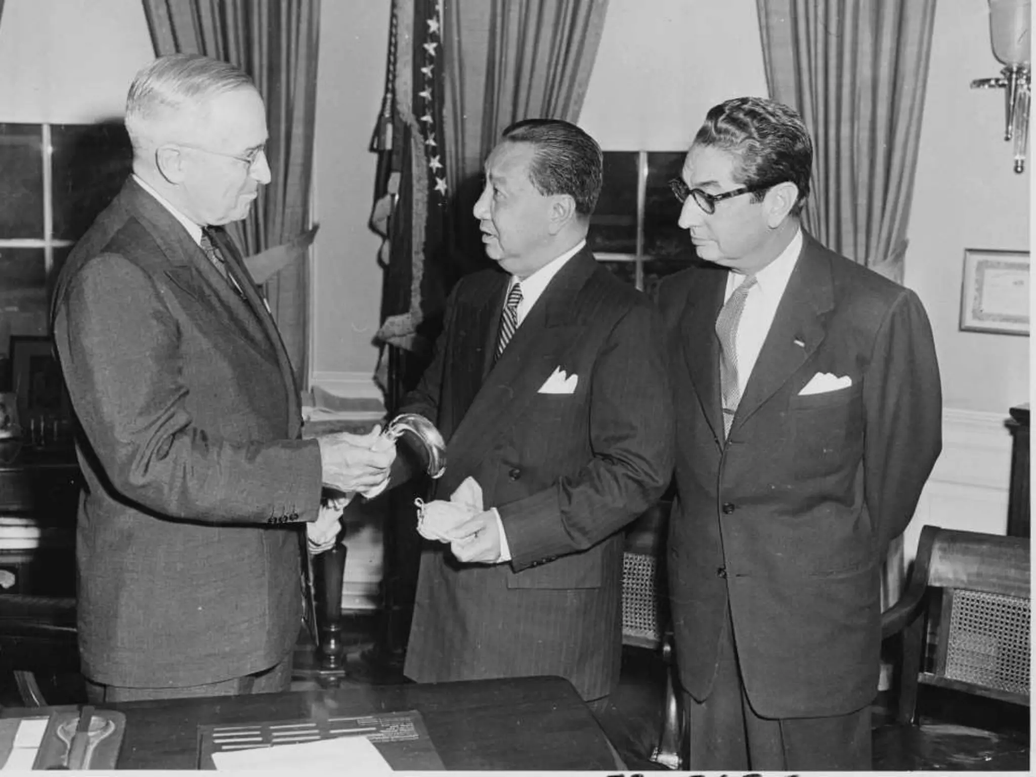 Elopidio Quirino | PPTX