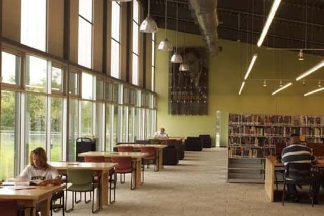 Henry Guerra Branch Library