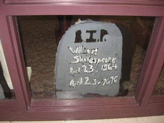 October BW Library Display | PPTX