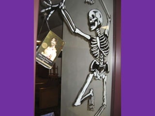 October BW Library Display | PPTX