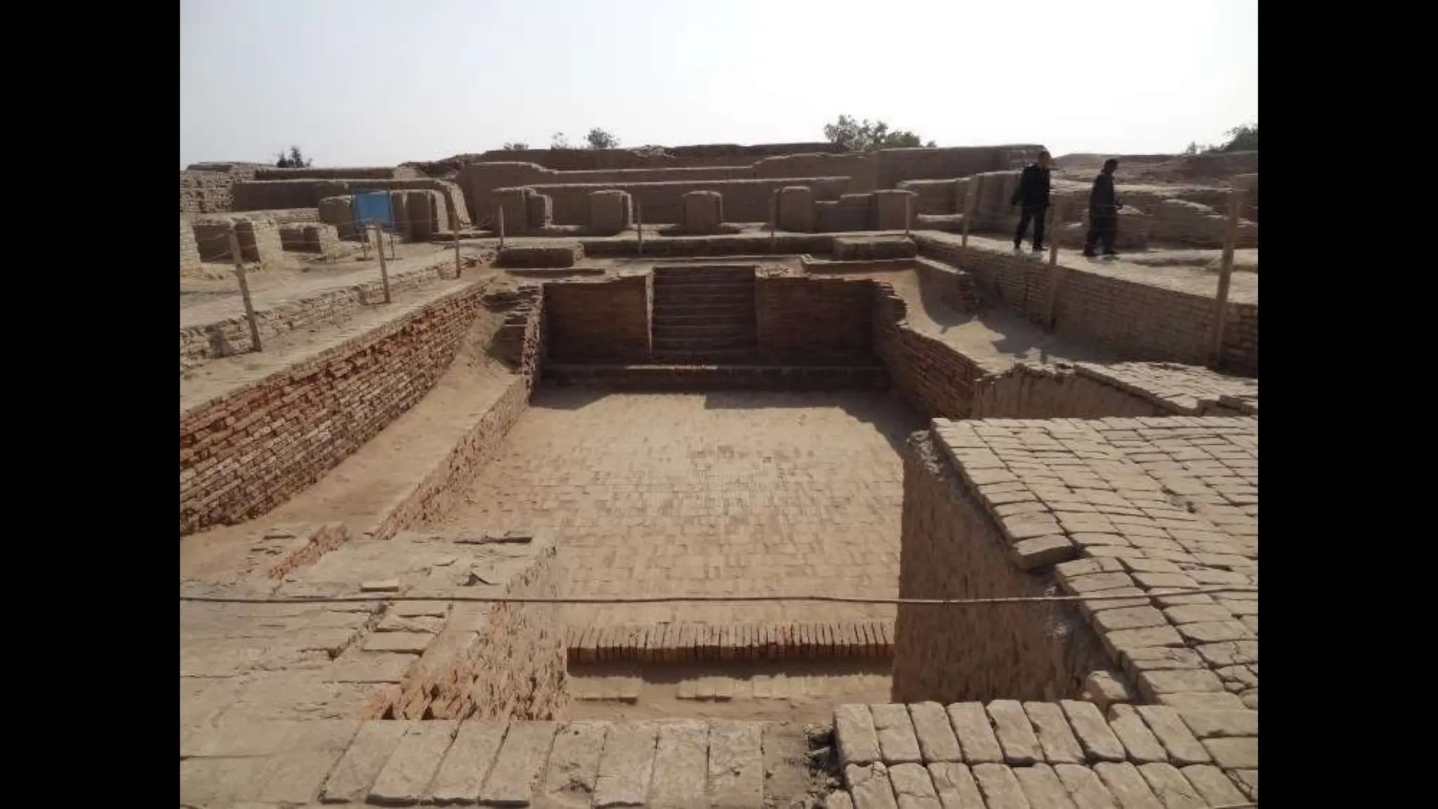 Harappan Architecture.pptx