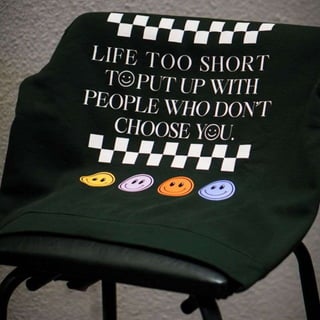 Hoogie hoodie nyaman dipakai di indonesia.pptx