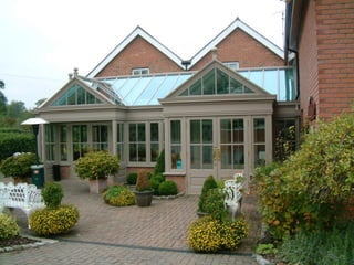 Hampton Conservatories - bespoke hardwood conservatories and orangeries ...