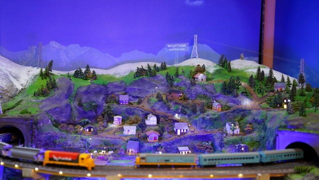 How to Create a Stunning Diorama A Step-by-Step Guide with Tips and ...