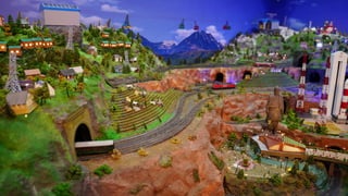 How to Create a Stunning Diorama A Step-by-Step Guide with Tips and ...