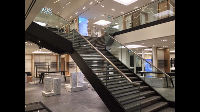 HUGO BOSS STAIRCASE | PPTX