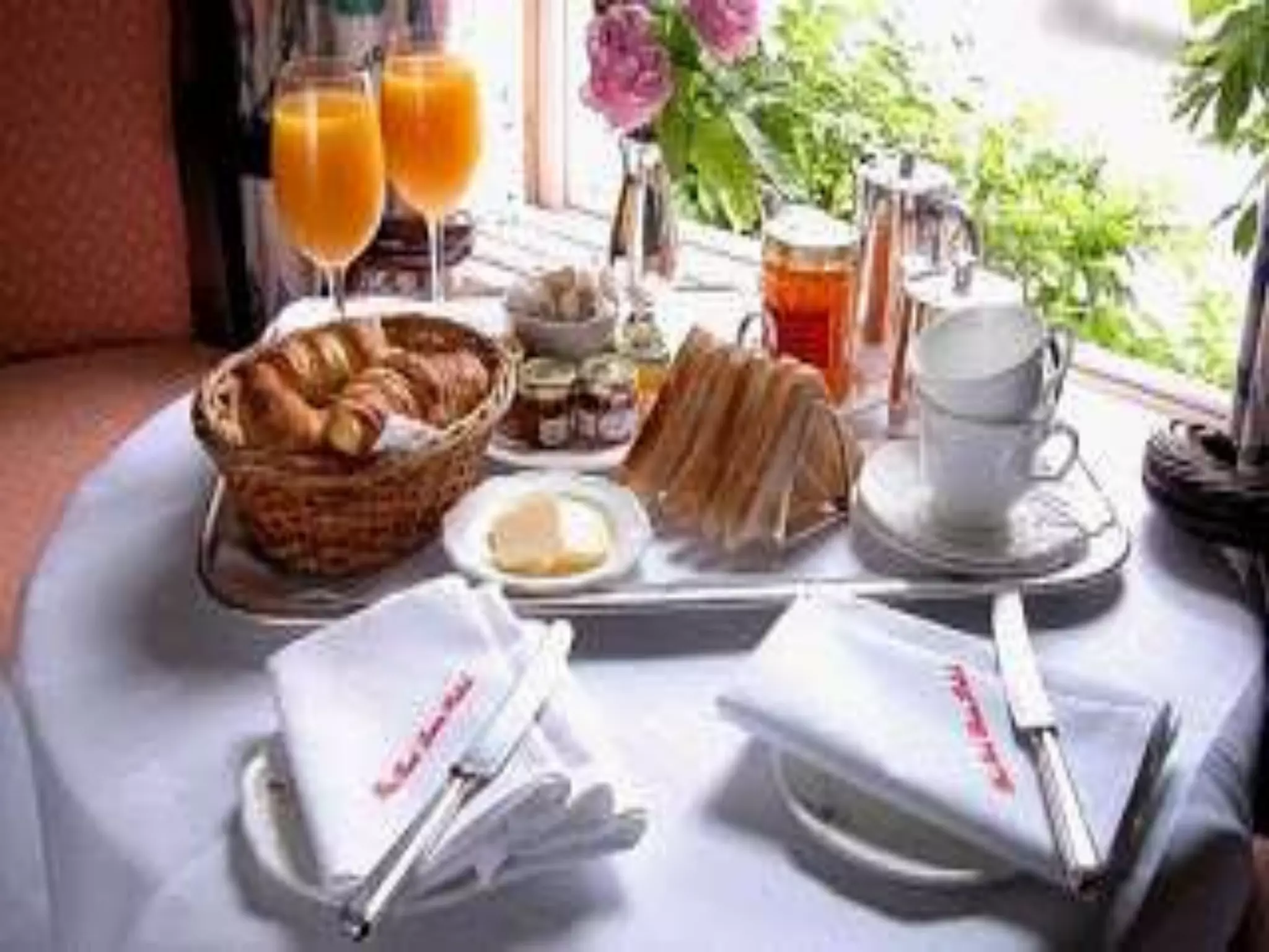 In-room dining service | PPTX