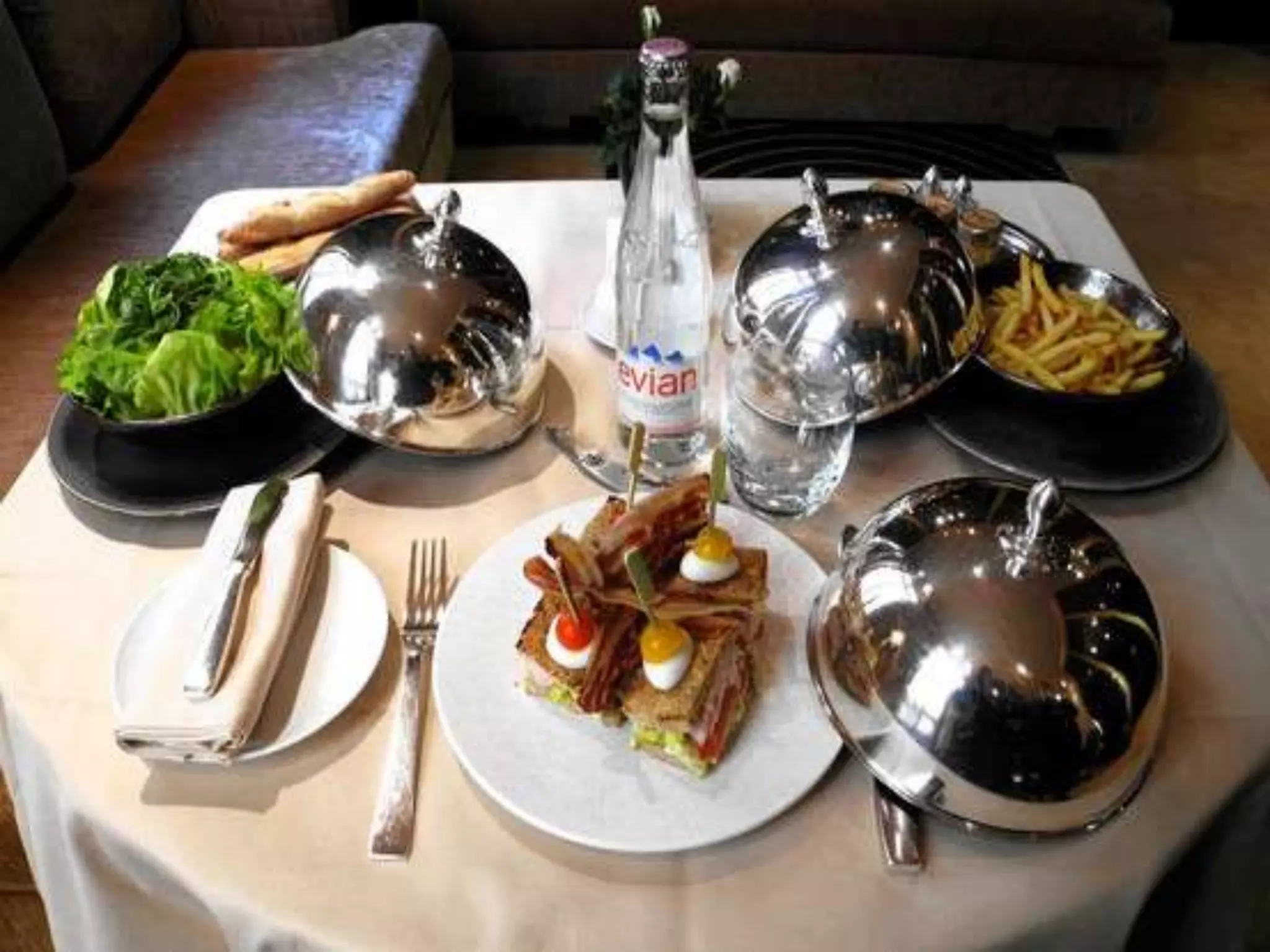 In-room dining service | PPTX