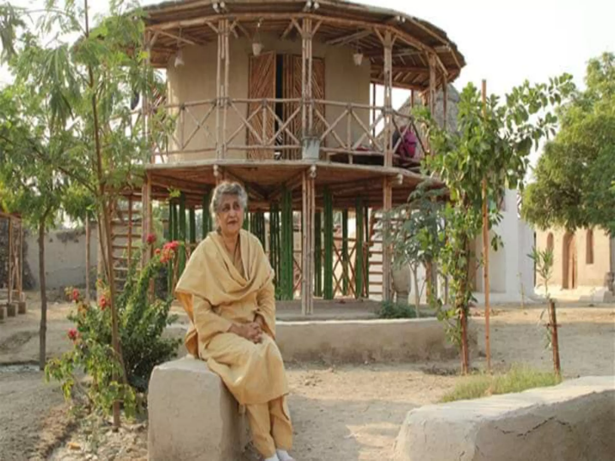 Interior designer pakistan, yasmeen lari | PPTX