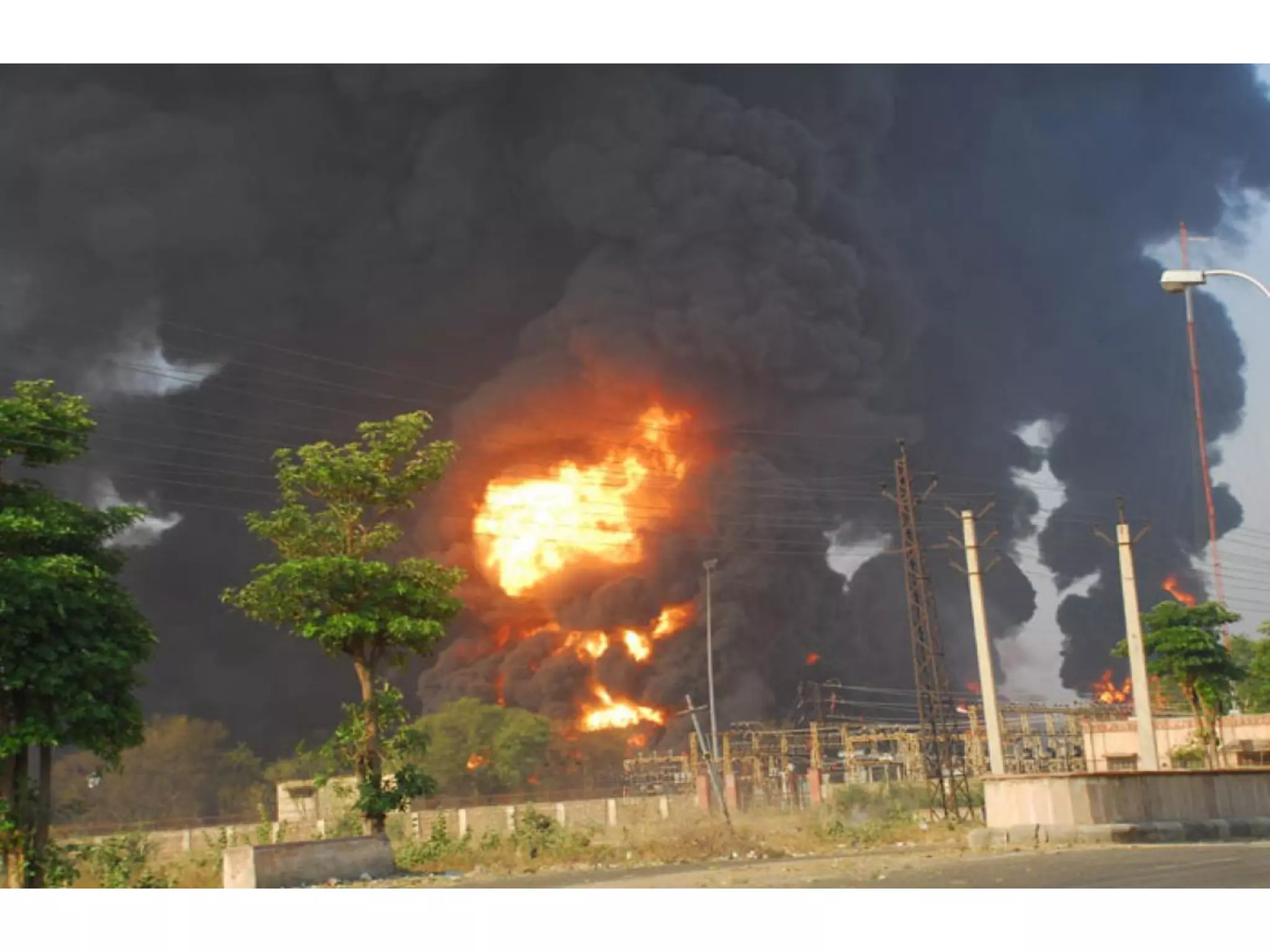 oil terminal fire accident.pdf