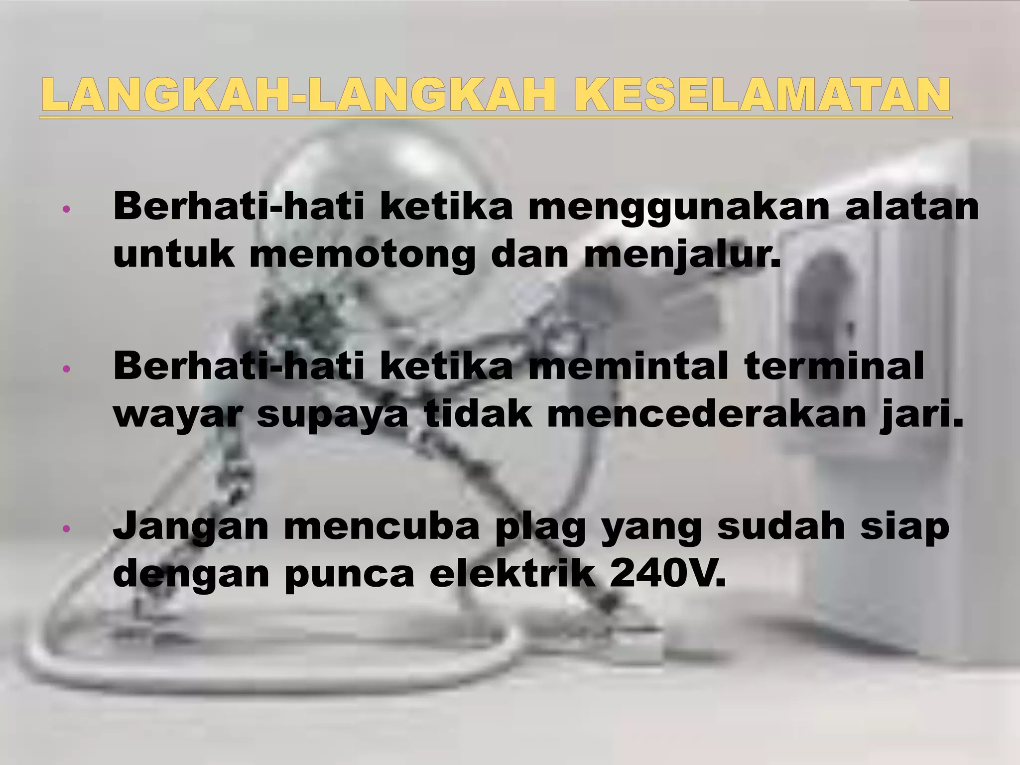Kemahiran hidup tingkatan 1 (pendawaian plag 3 pin) | PPTX