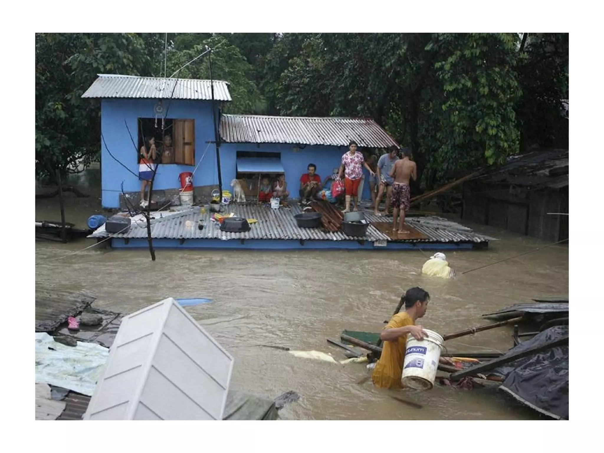 Ketsana devastation in Manila Philippines | PPT