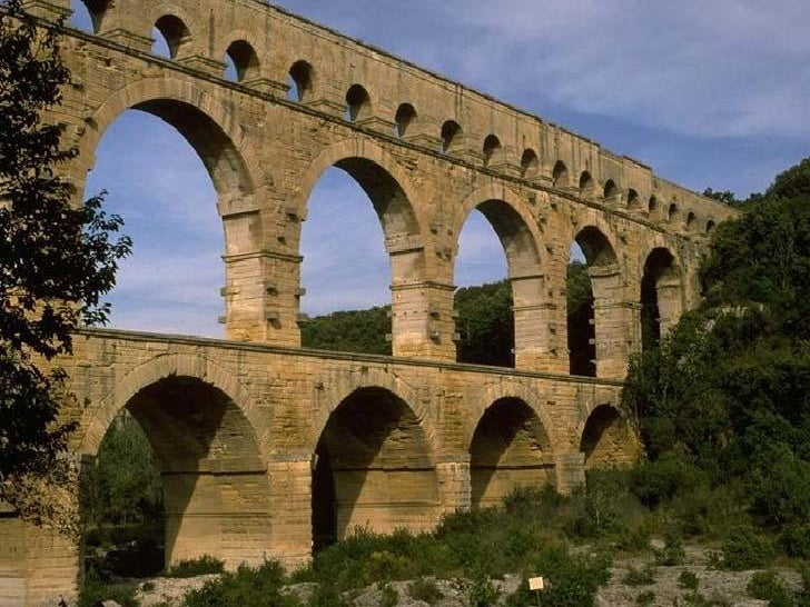 CULTURA ROMANA on emaze