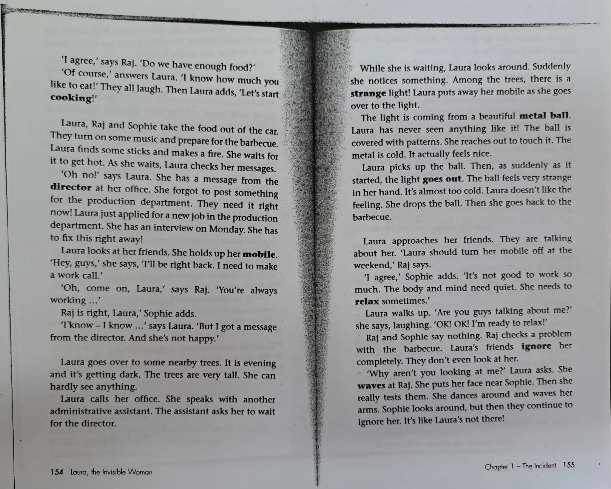 Laura, the invisible woman and extraordinary.pdf