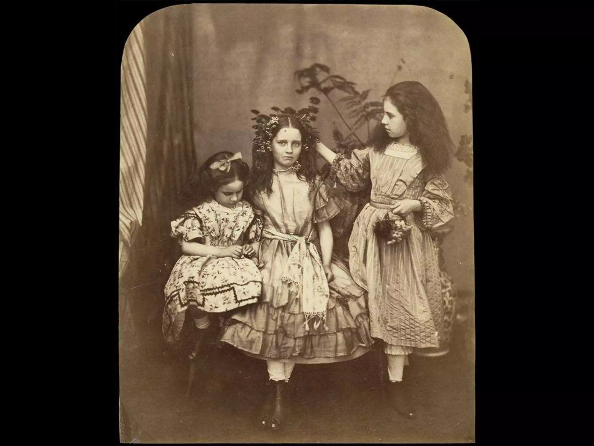 Lewis Carroll's photography | PPTX