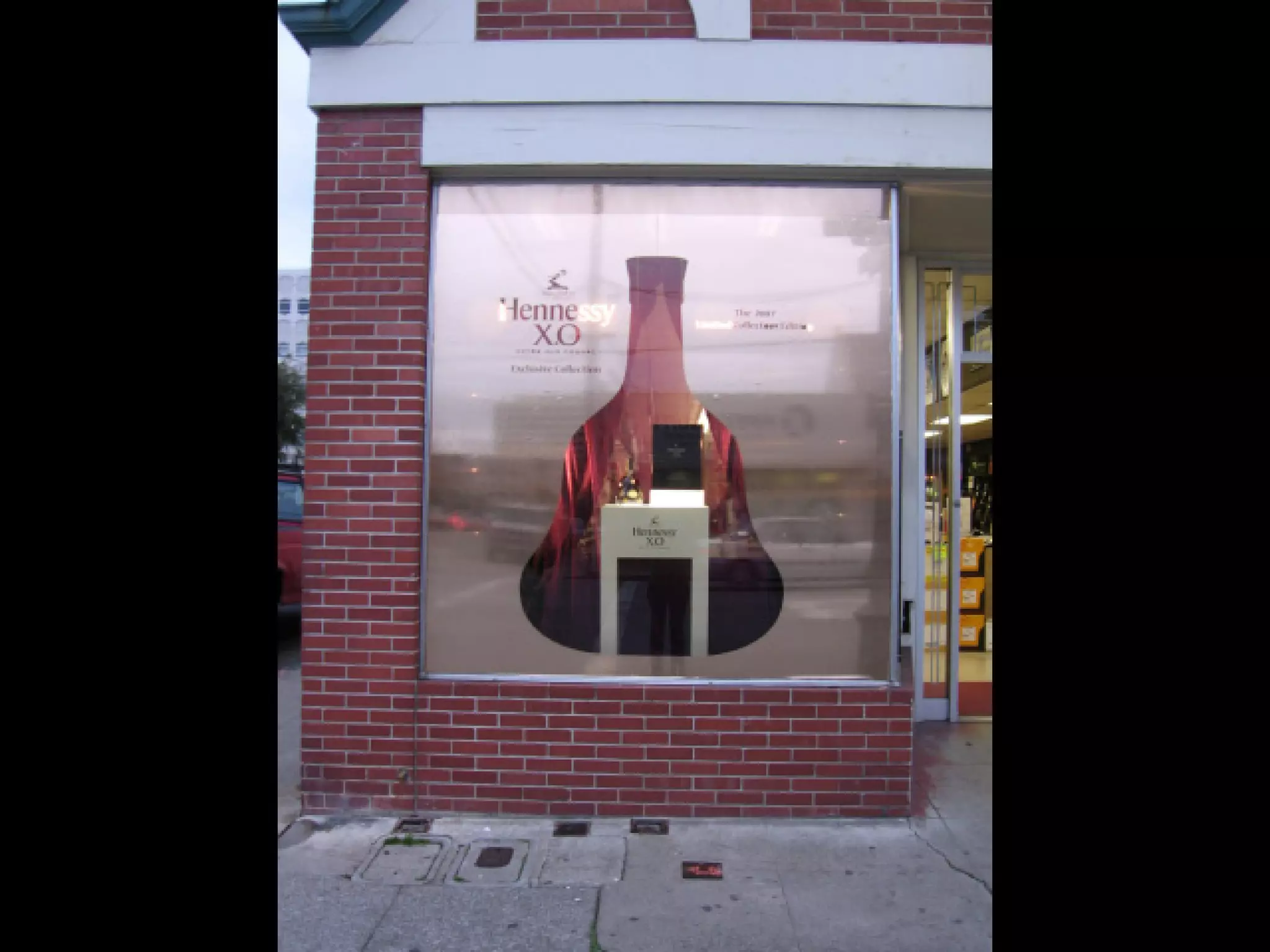 Deca Dramatic Traditions-Visual Merchandising , Display Pictures | PDF ...