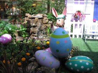 Deca Dramatic Traditions-Visual Merchandising , Display Pictures | PDF