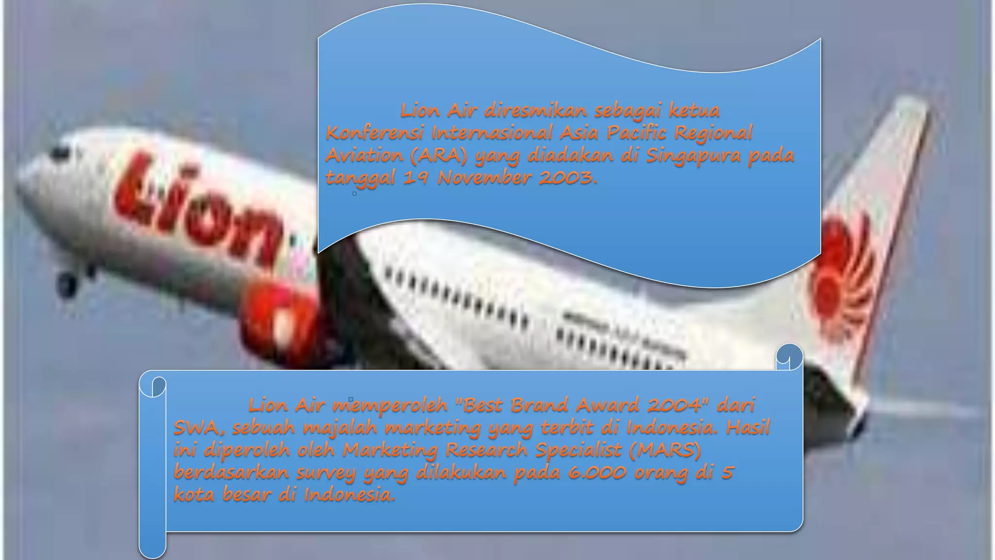 Powerpoint Lion Air oleh Monica | PPTX