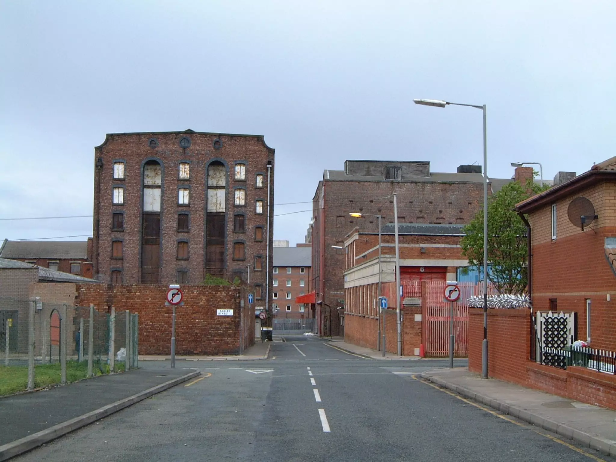 Liverpool - examples of urban deprivation | PPT