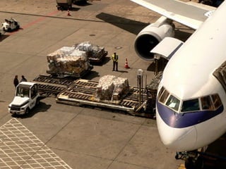 Loading cargo to boeing | PDF