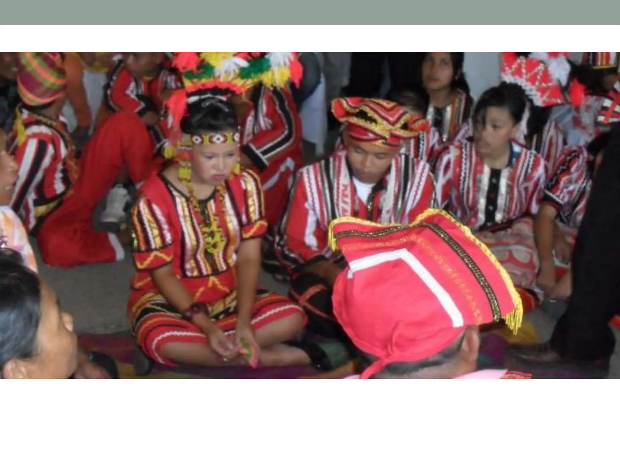 Indigenous Tribe-MANDAYA, MANSAKA, TIRURAY.pptx