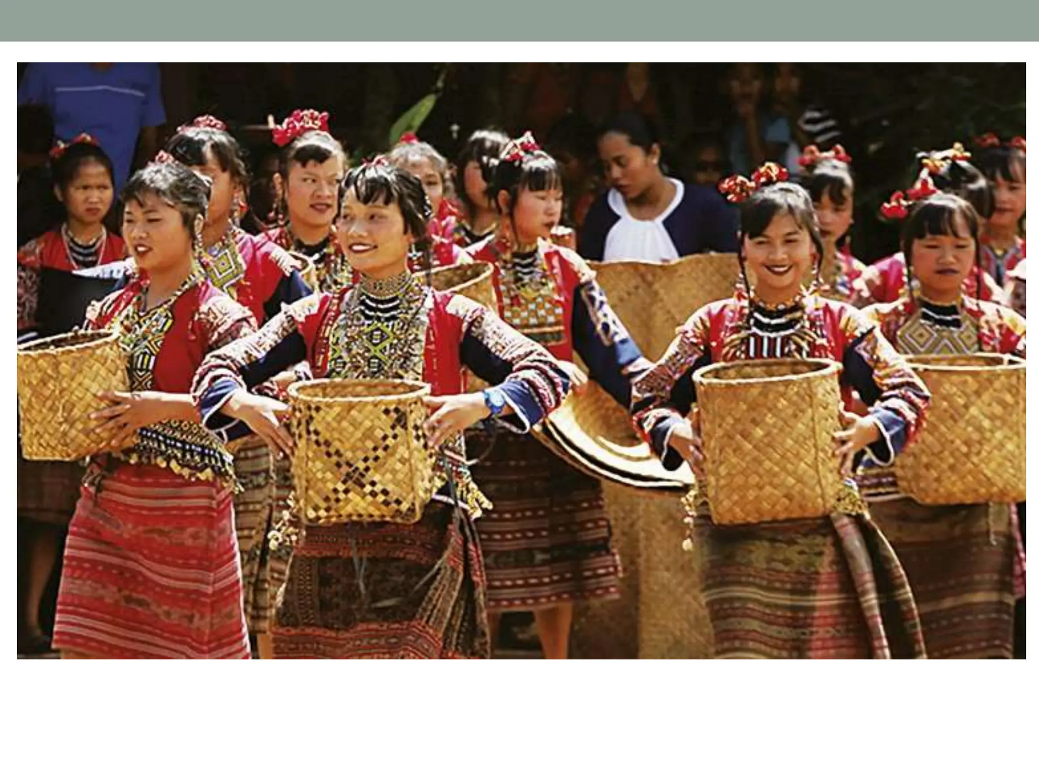 Indigenous Tribe-MANDAYA, MANSAKA, TIRURAY.pptx