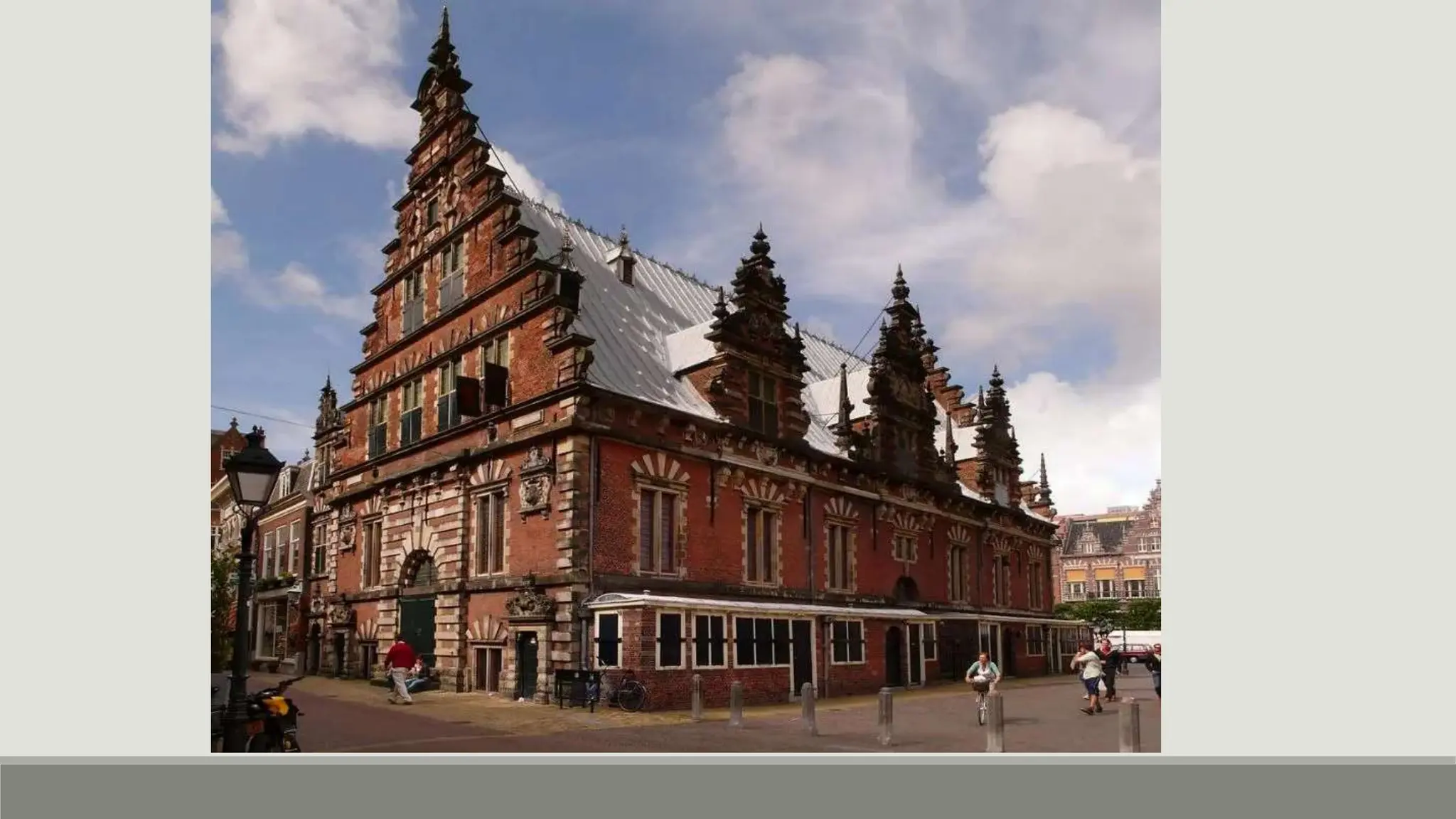 Architectural History - Mannerism Architecture.pptx