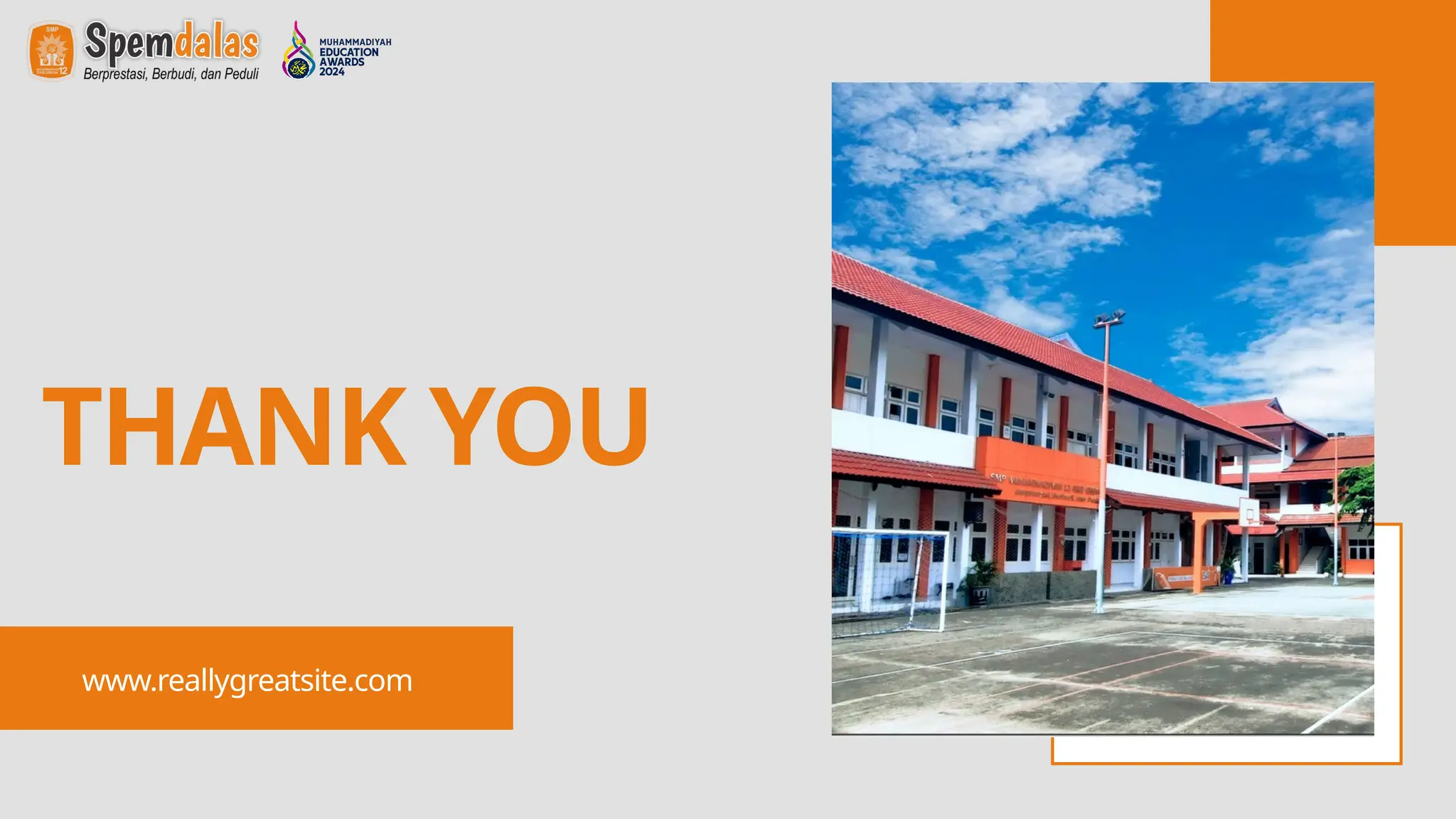 Marketing presentasi untuk lomba website.pptx