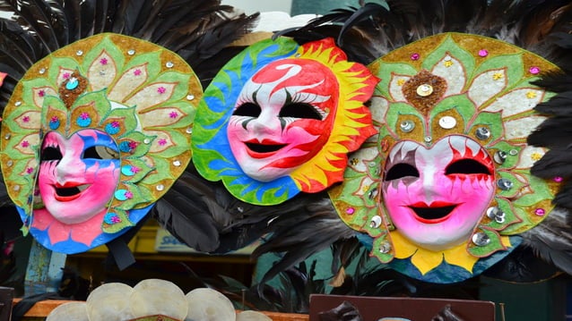 FOURTH QUARTER TOPIC: MASSKARA MAKING-PPT.pptx | Design | Fine Art