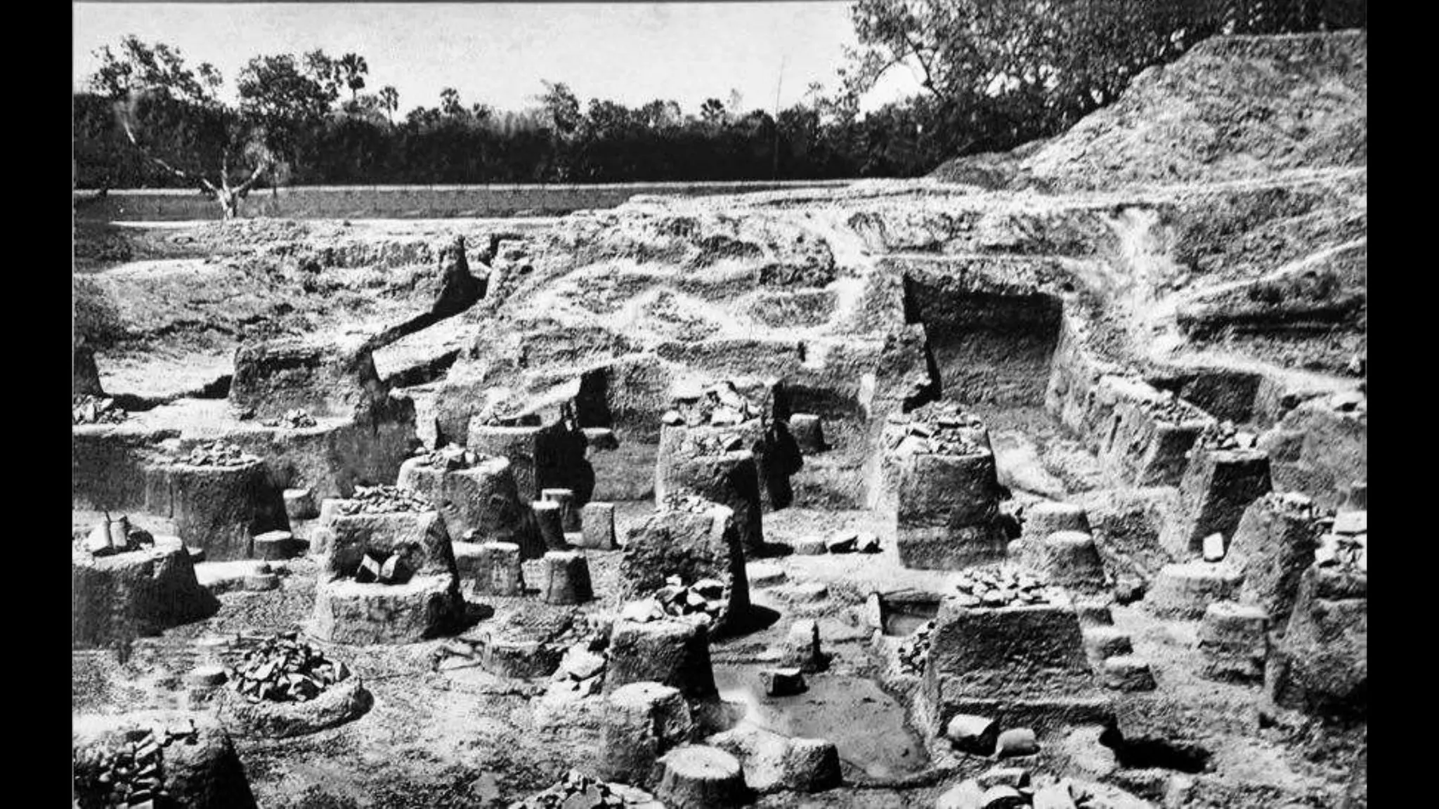 Mauryan Architecture .pptx