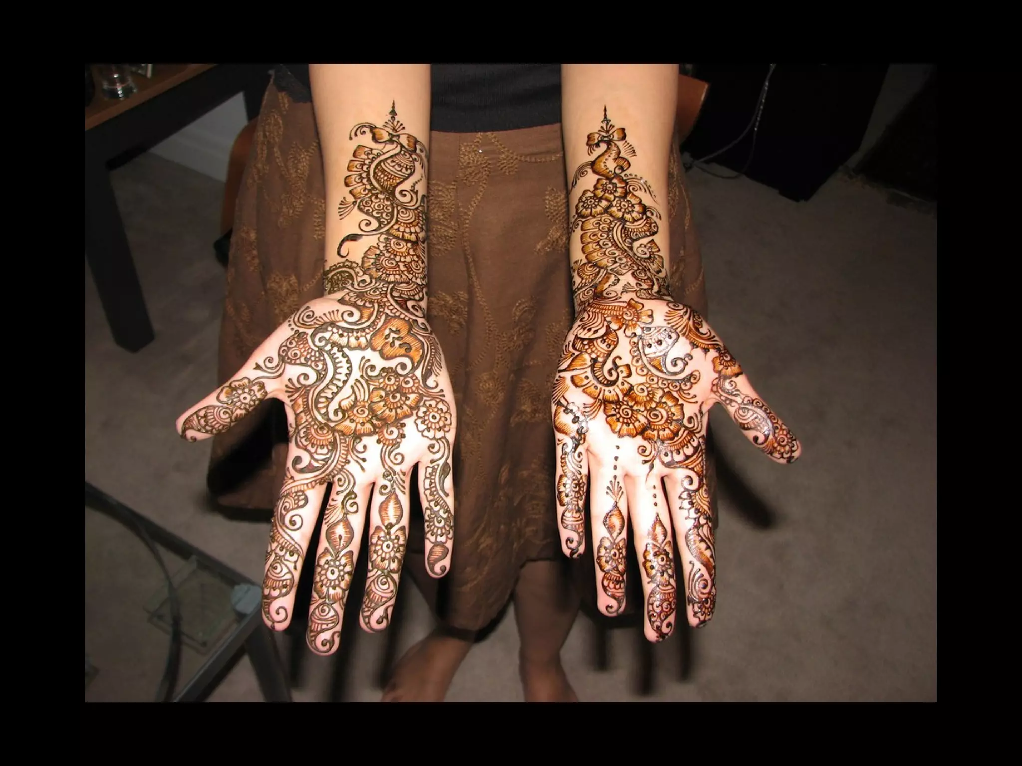 Mehndi traditional henna | PPT