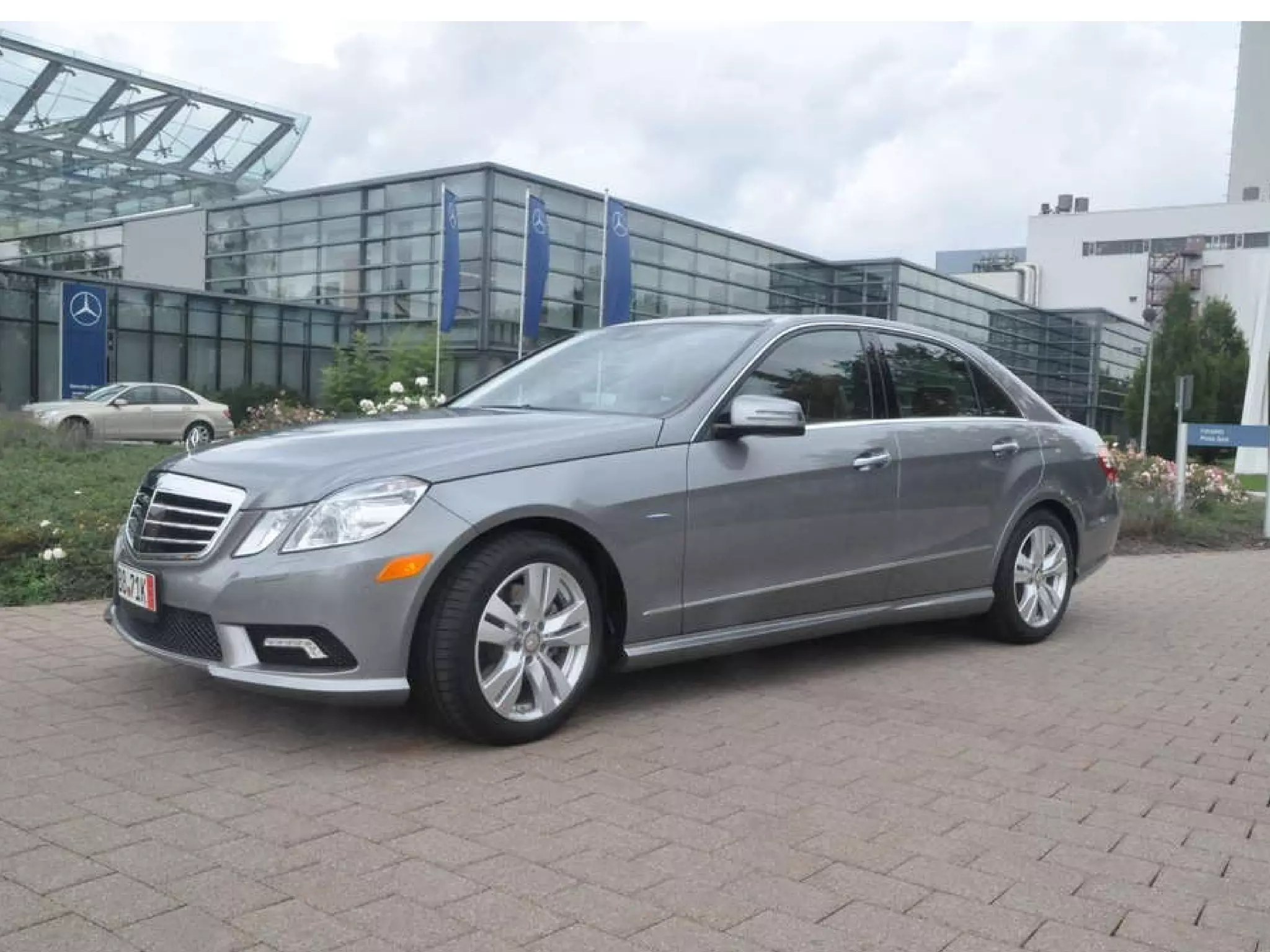Mercedes-Benz E350 BlueTec First Drive | PPT