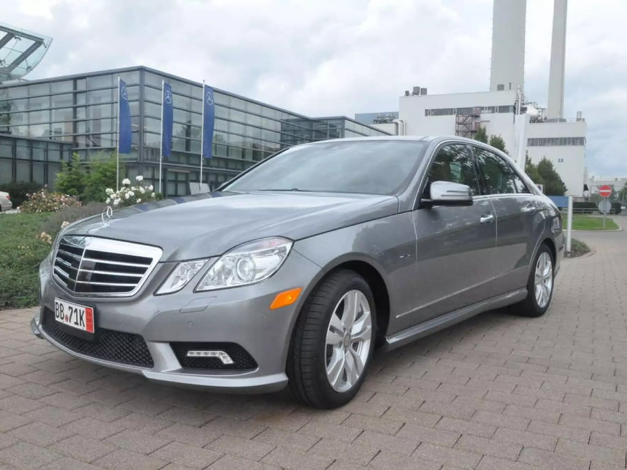 Mercedes-Benz E350 BlueTec First Drive | PPT