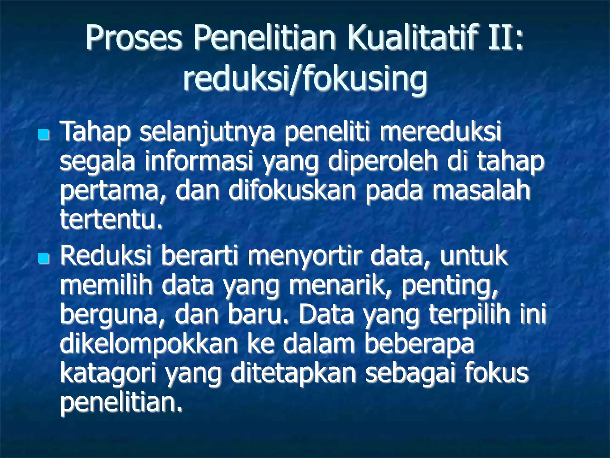 Metodologi Penelitian Kualitatif PPt.pdf