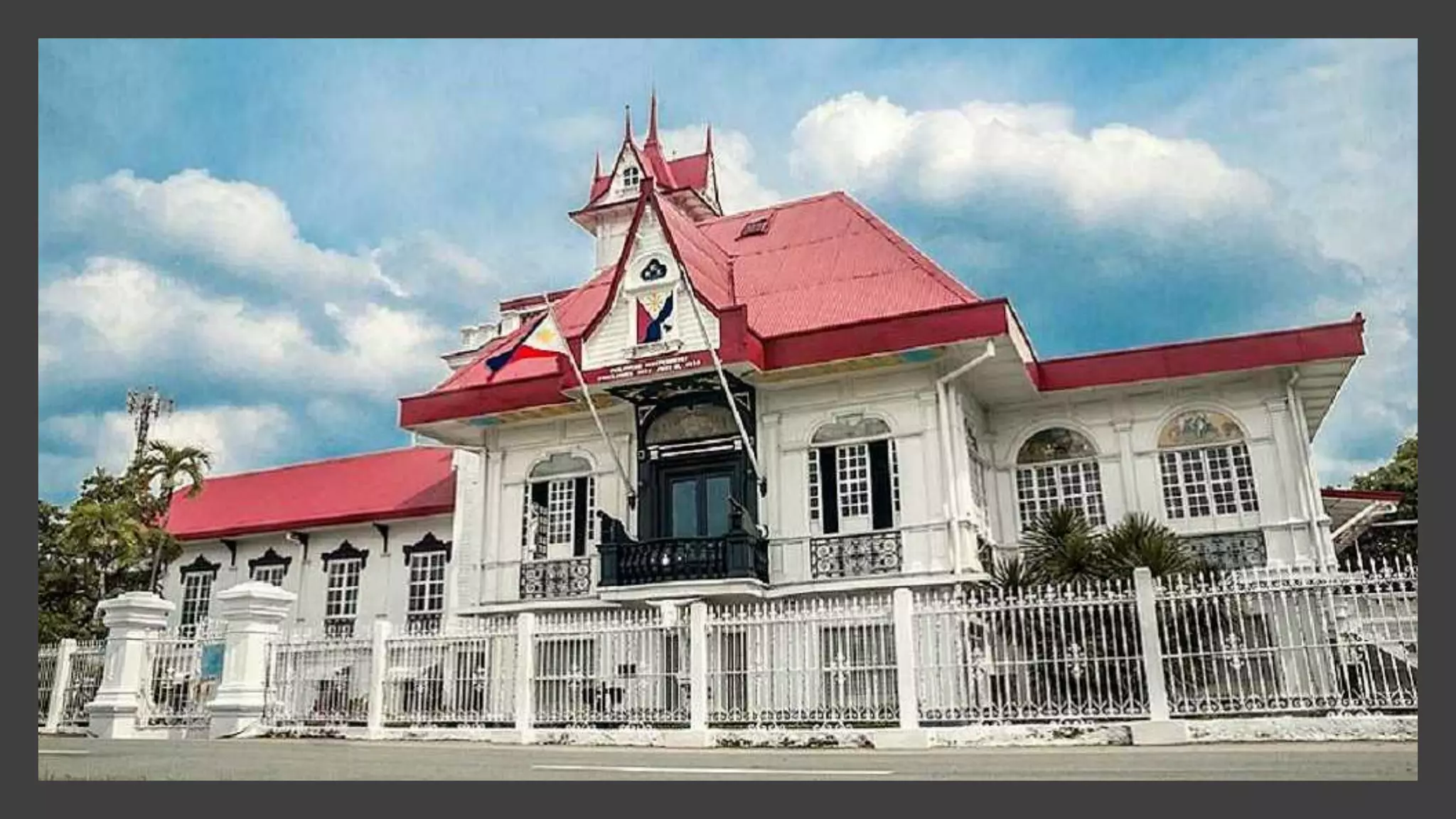 Mga Makasaysayang Lugar sa Aking Komunidad | PPTX