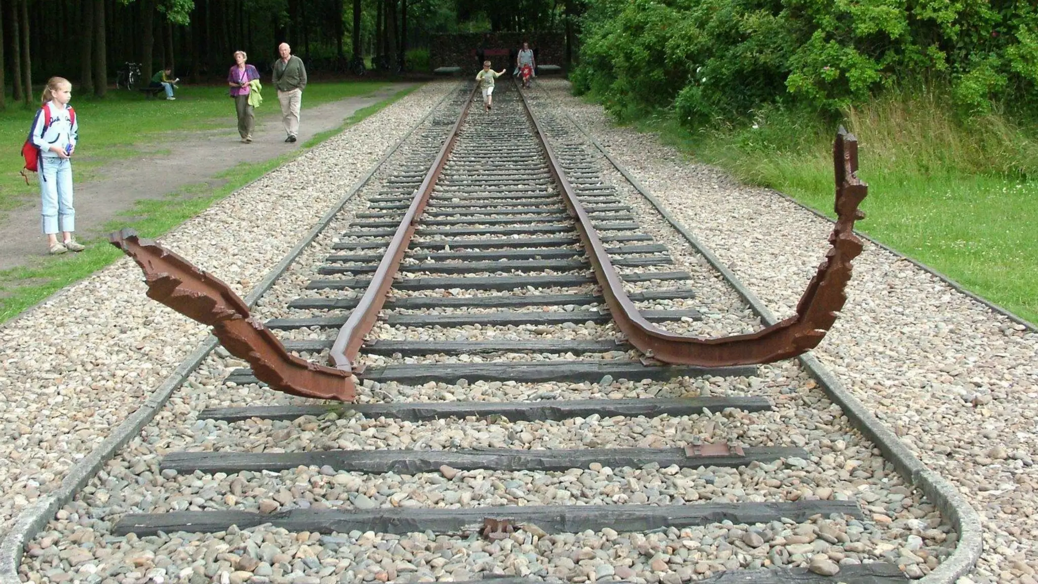 Migrating From Monolithic Rails Pptx Programming Languages Computing