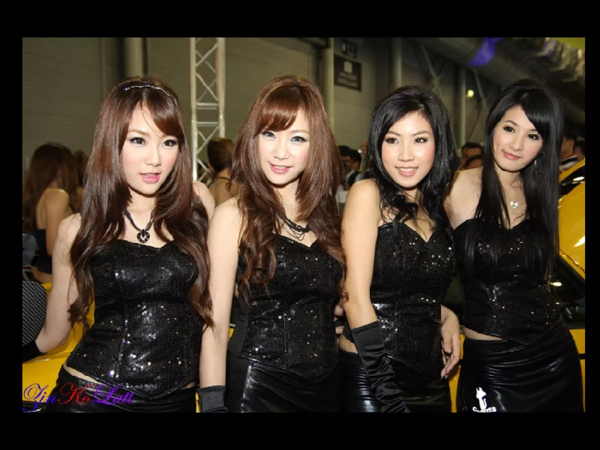Pretty Gals | PPT