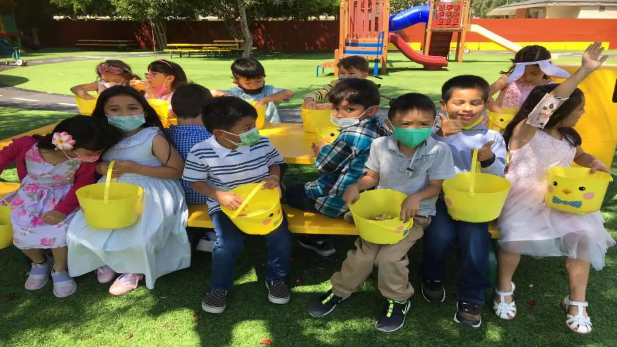 Modern-day parenting vs. traditional parenting | PPTX