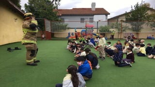 Modern-day parenting vs. traditional parenting | PPTX