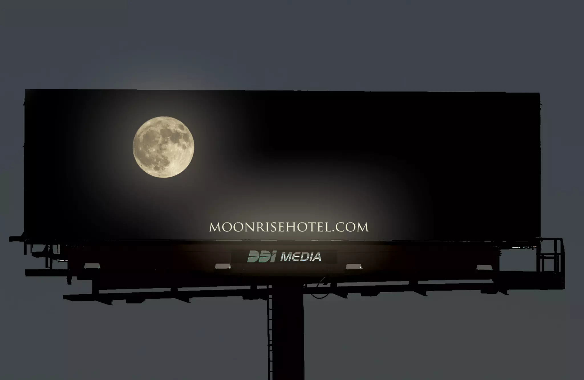 Moonrise Hotel Billboard (night) | PDF