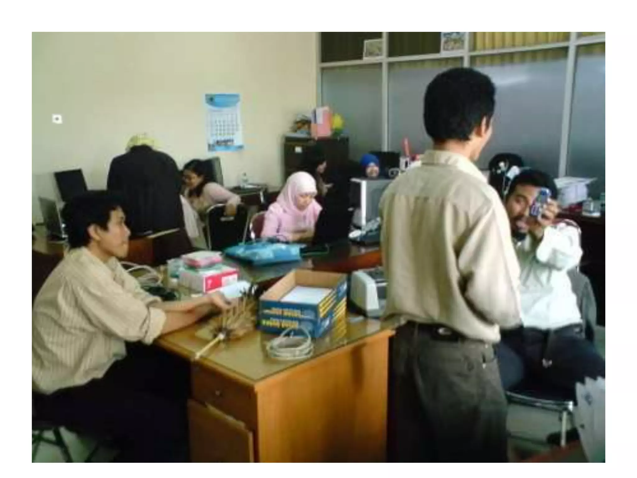 MO I Materi Strategi Layout | PPTX