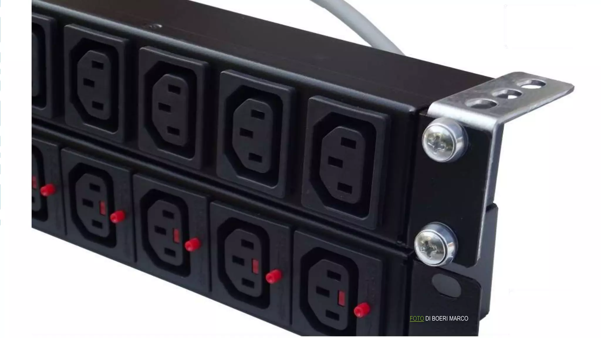 PDU Multiprese rack professionali, VDE IEC Lock C13 C19 | PPT