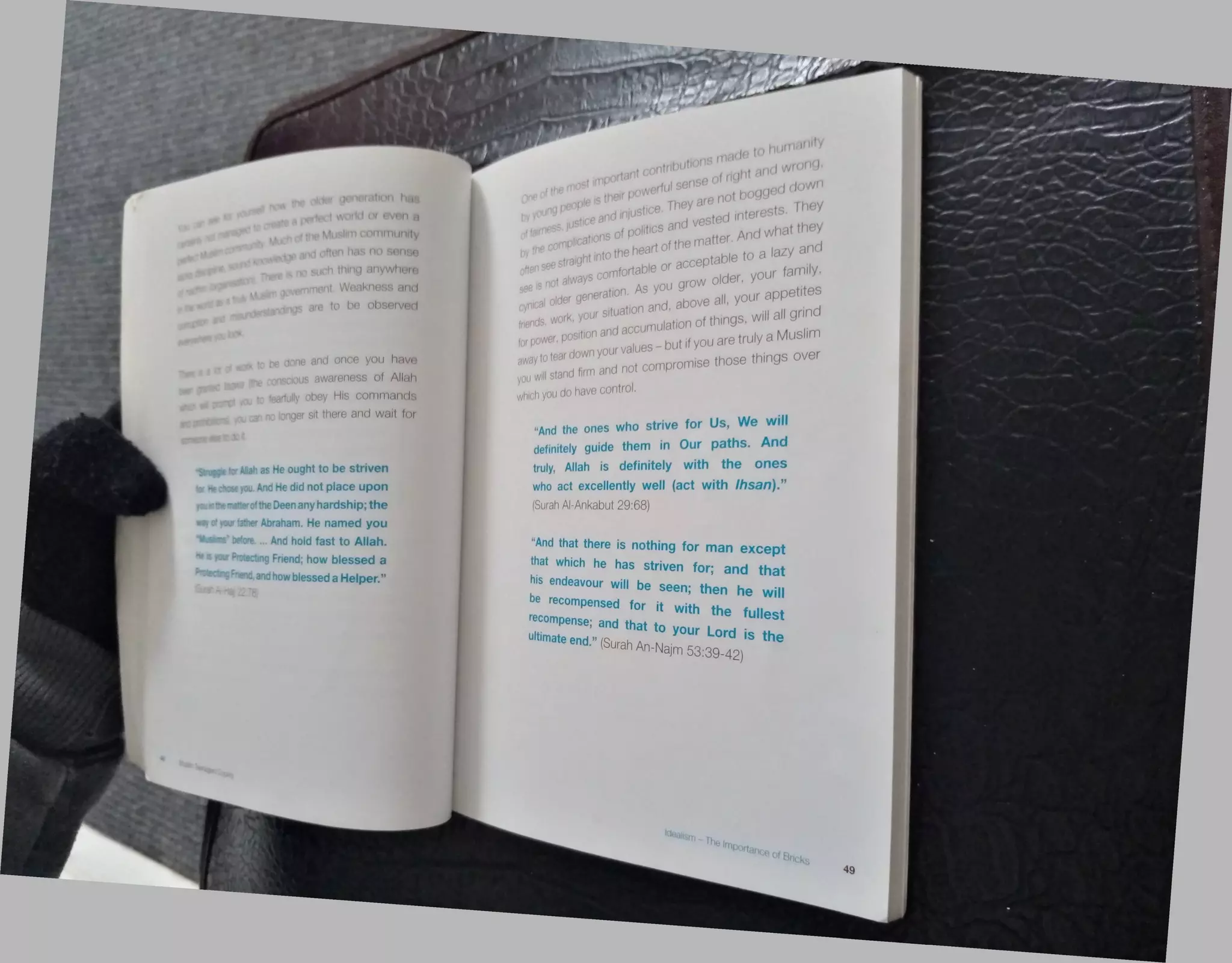 Muslim teenagers coping with parents, family, life, the universe and ...