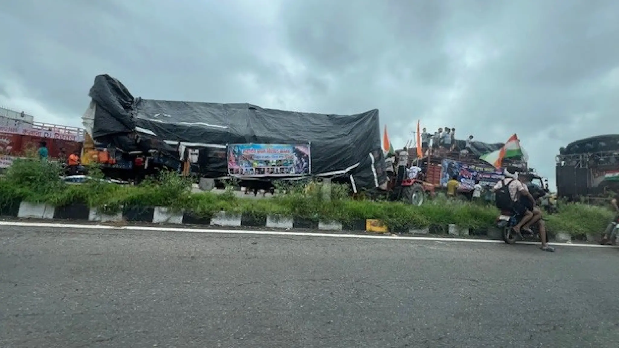 Vikas Mehta: Kanwar Yatra: Beyond just a ritual | PPTX