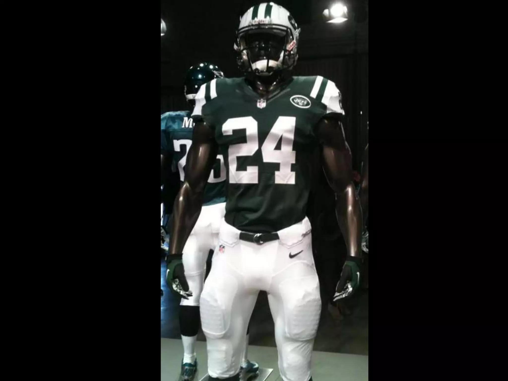 Nike unveils new Jets uniforms/gear. | PPT