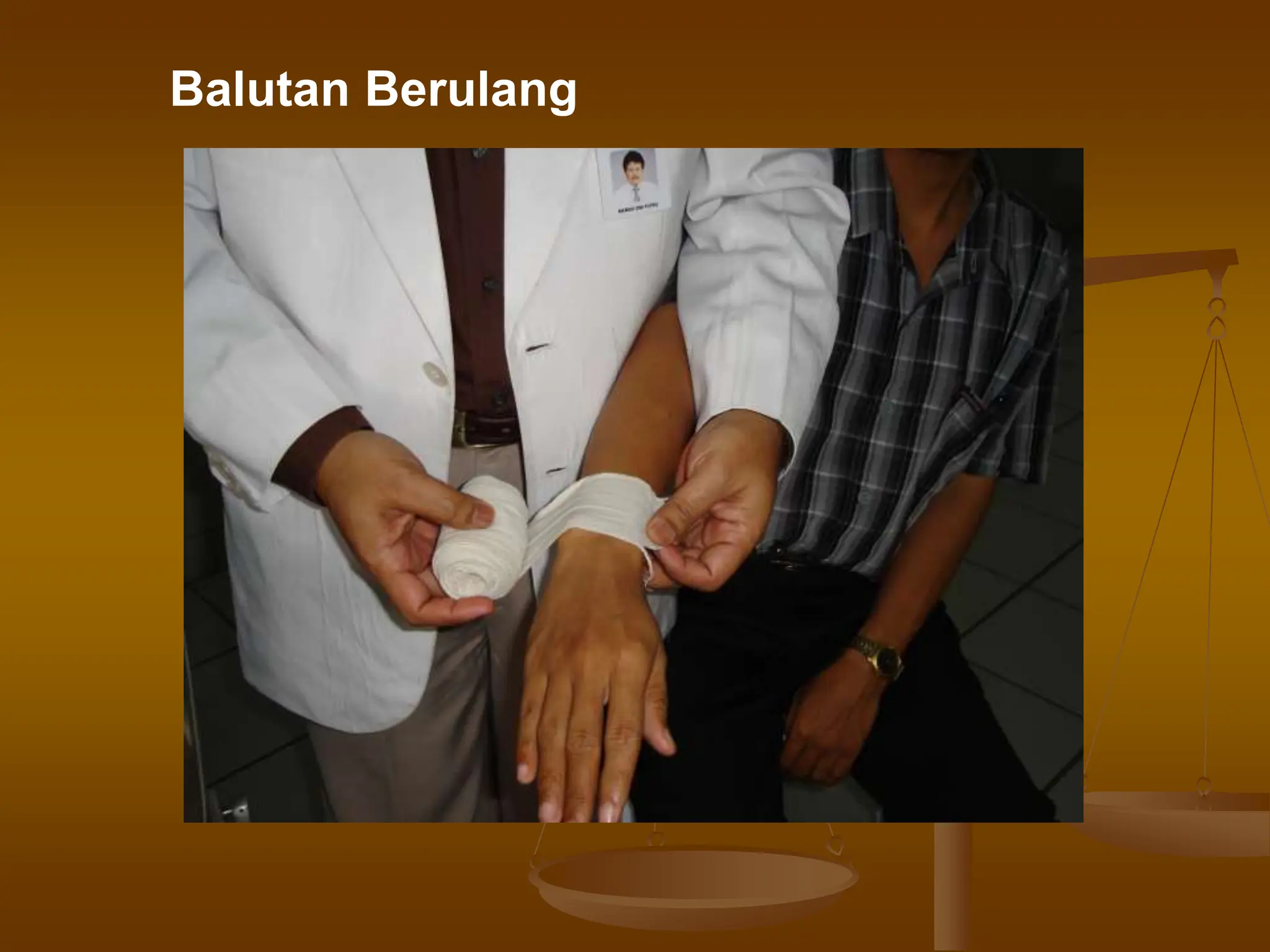 PEMBALUTAN & PEMBIDAIAN, pertolongan pertama | PPT