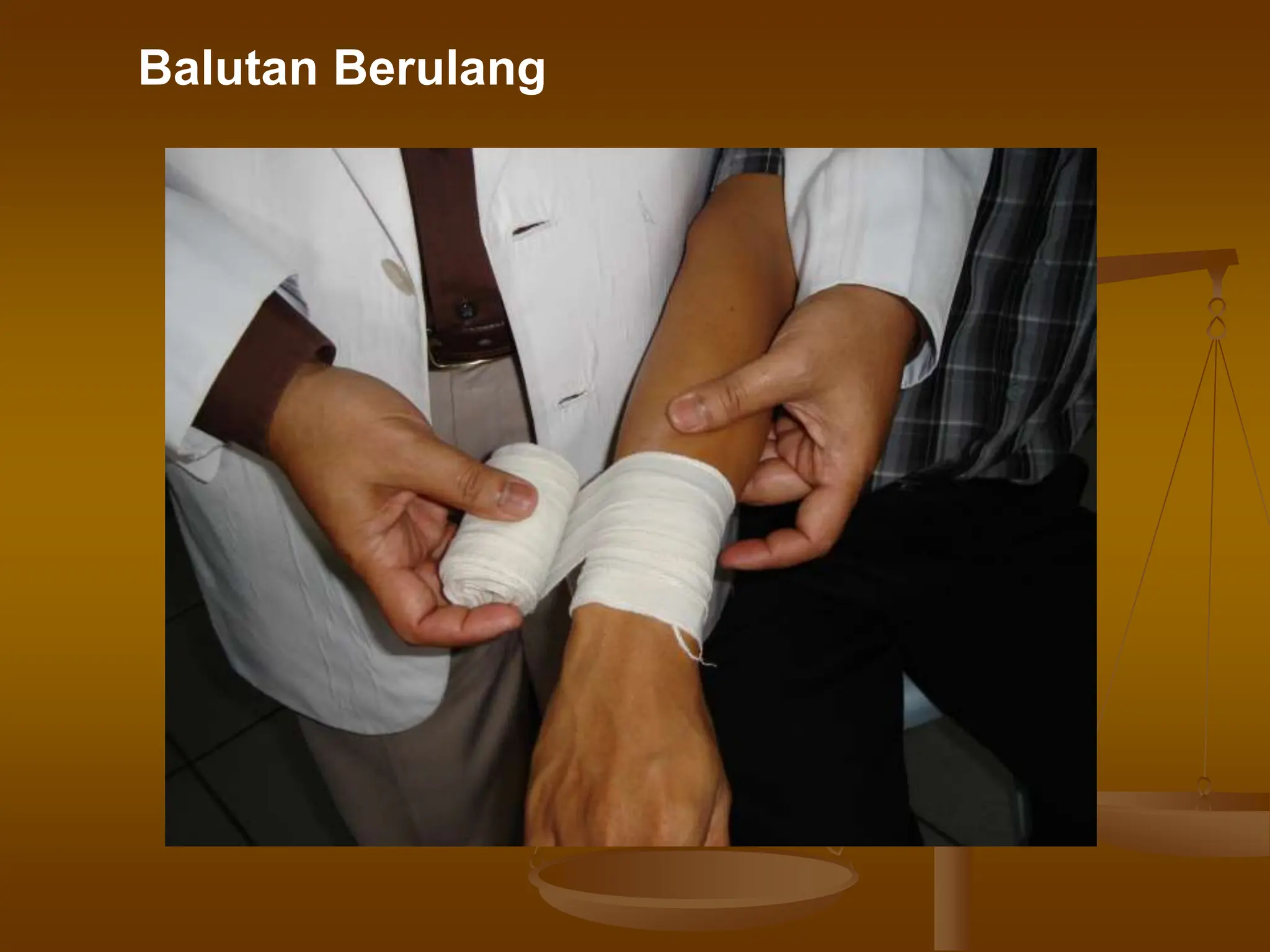 PEMBALUTAN & PEMBIDAIAN, pertolongan pertama | PPT