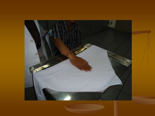 PEMBALUTAN & PEMBIDAIAN, pertolongan pertama | PPT