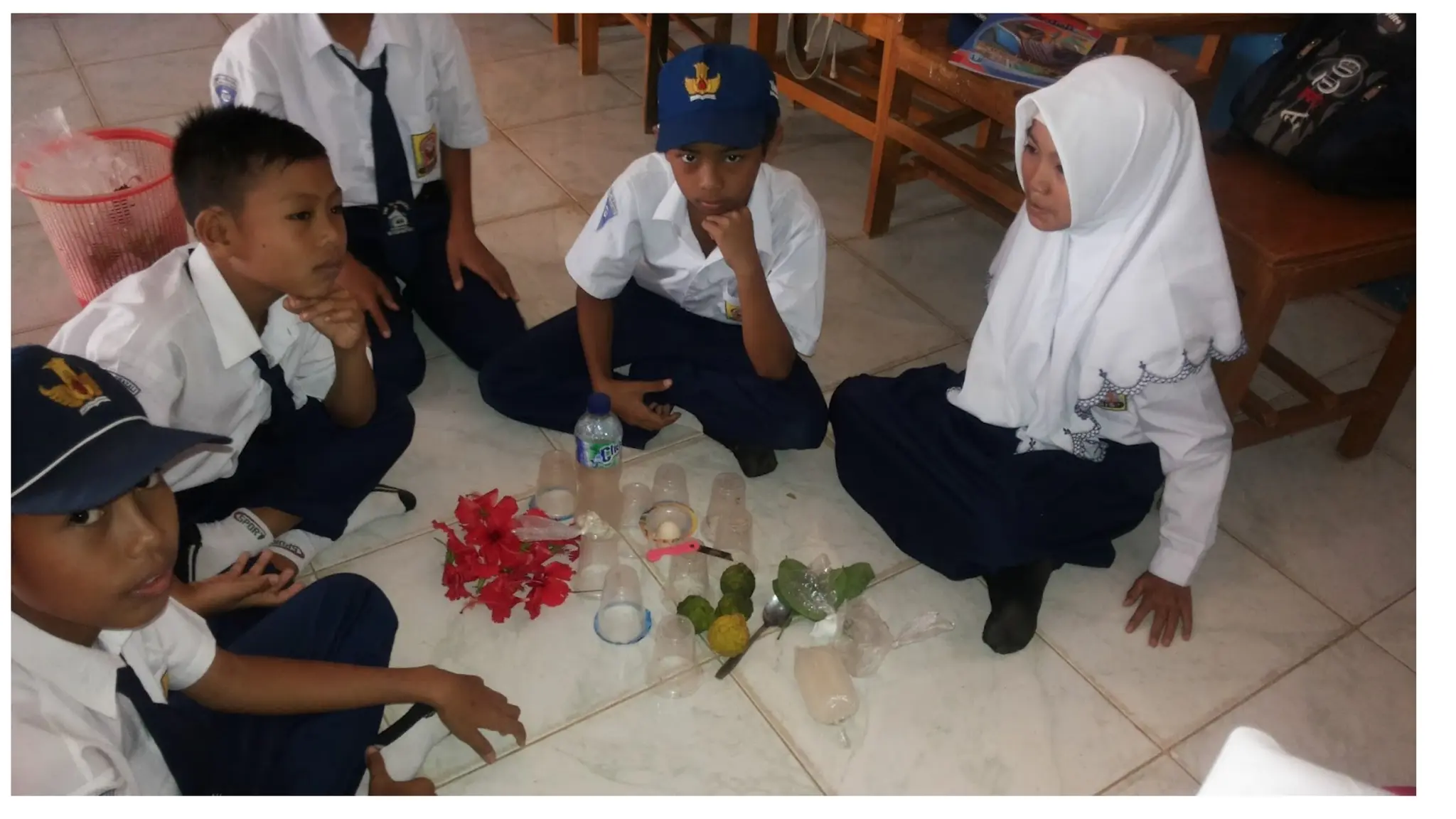 PENGENALAN INTRAKURIKULER, KOKURIKULER DAN EKSTRAKURIKULER [Autosaved].pptx